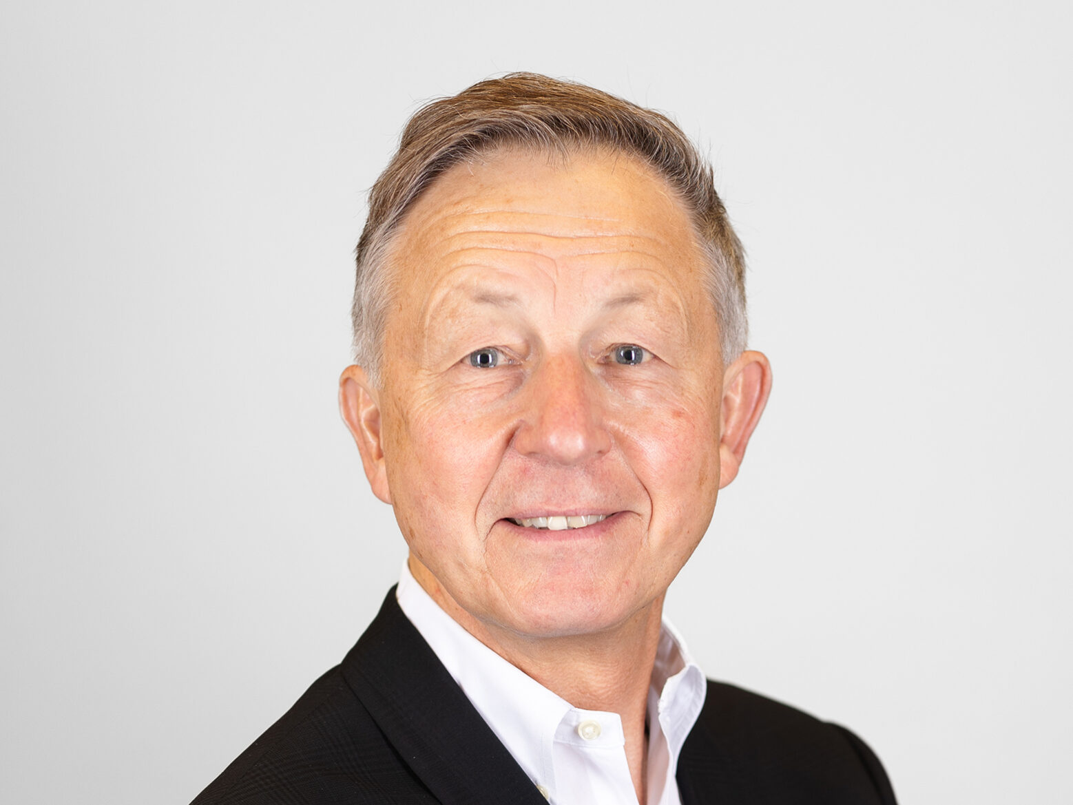 Cambridge MIC | A Team of Industry Experts